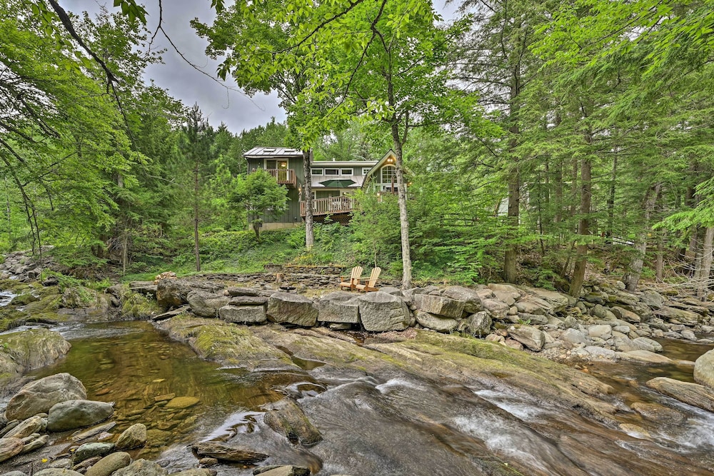 Beautiful Jay Peak Home Near Creek & Waterfalls! - Jay, VT