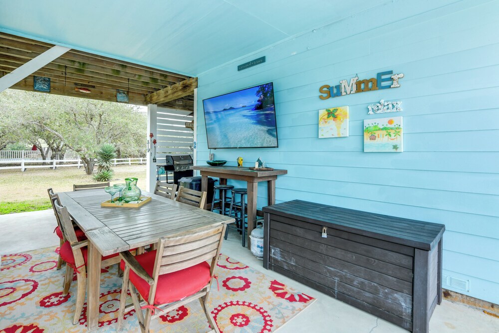 1 Mi To Marina: Cozy Angler's Cottage In Rockport - Rockport, TX