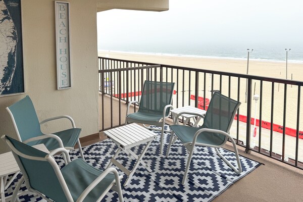 Walk To Ocean City Boardwalk: Waterfront Condo - Area 51, Ocean City