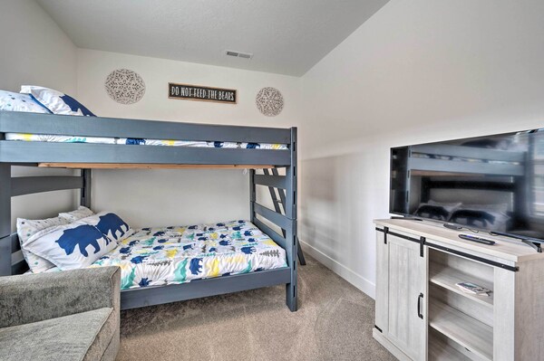 魅力的なマッコールタウンホーム：ハイキング、釣り、スキー！ - マッコール, ID