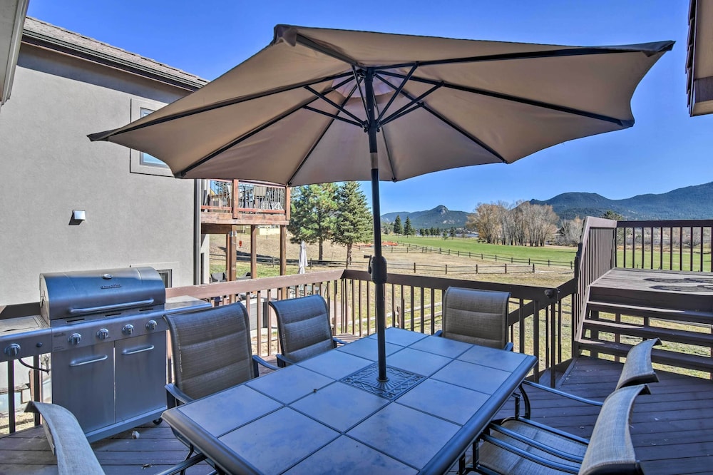 Family-friendly Home W/ Hot Tub: 1 Mi To Dtwn - Estes Park, CO