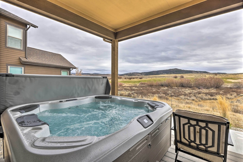 3 Mi To Granby Ranch: Home W/ Hot Tub & Mtn Views! - Granby, CO