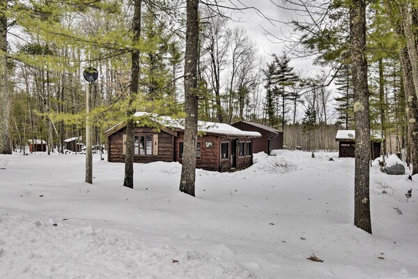 Cabin Near To Lakes, Atving, Skiing & Natl Forest - Mountain, WI