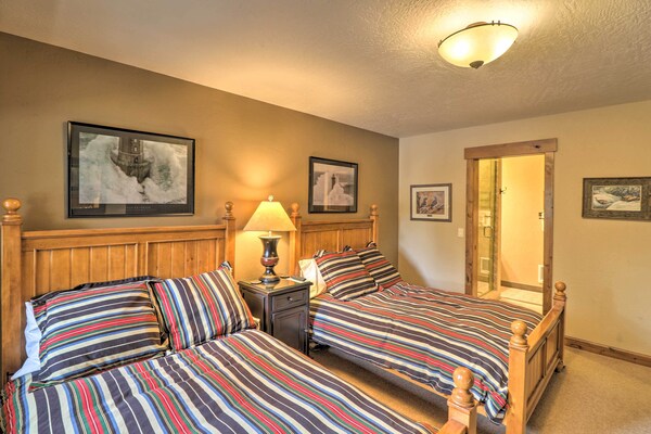 Expansive Bigfork Resort Retreat On Flathead Lake! - Bigfork, MT