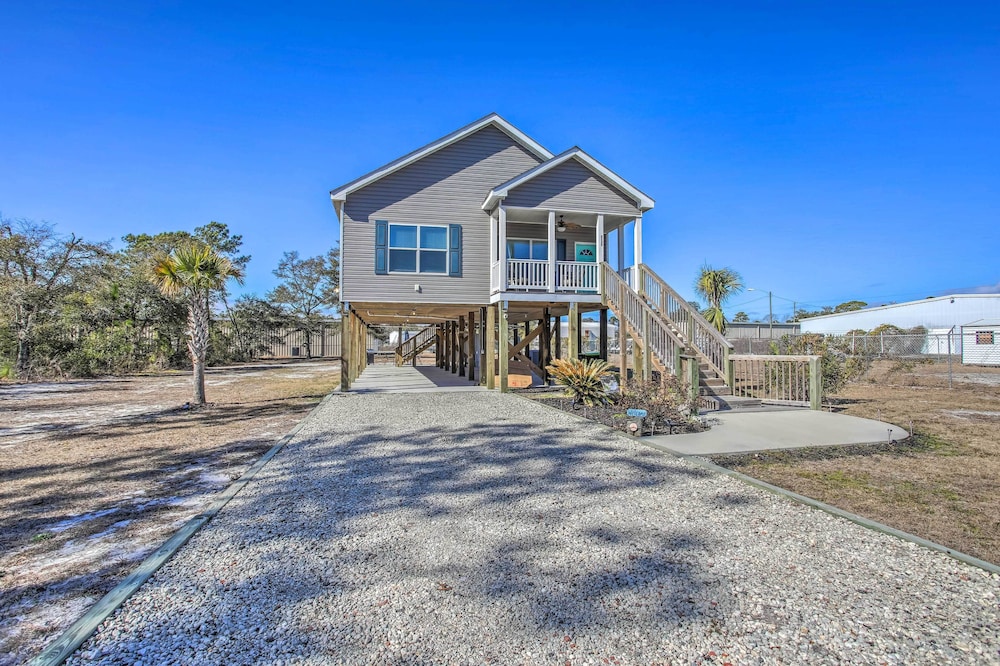 Ocean Isle Beach Escape - Centrally Located! - Ocean Isle Beach, NC