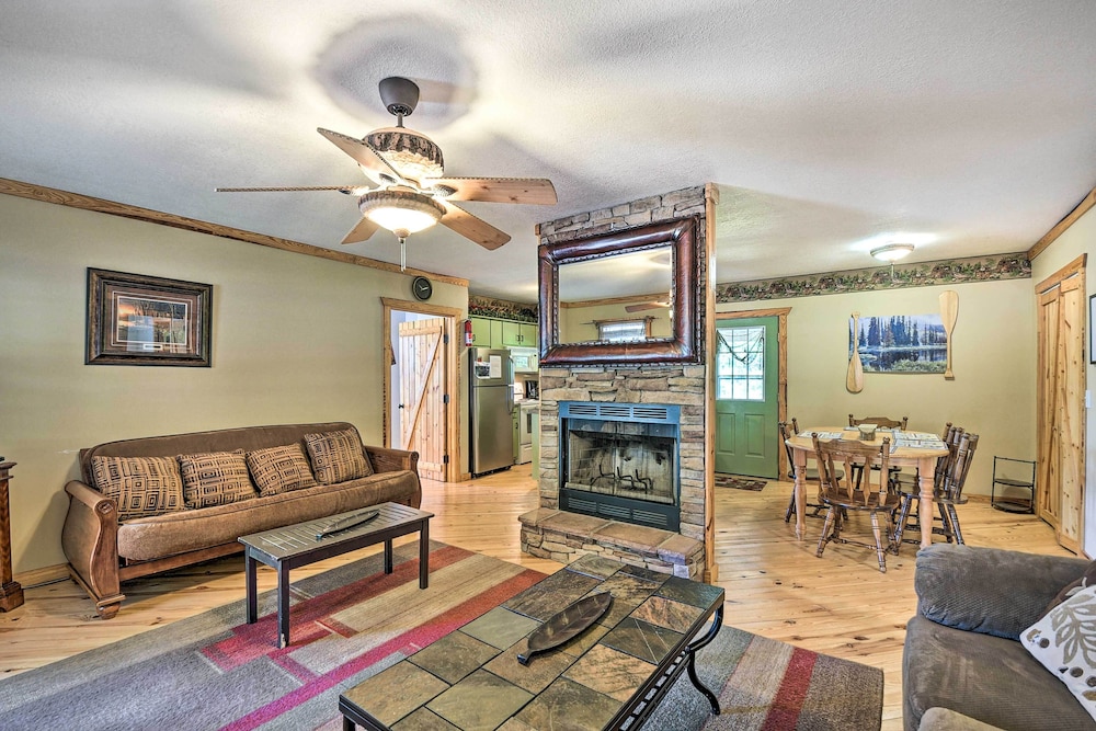 Cabin In Resort - 1/2 Mi To Guntersville Lake! - Alabama