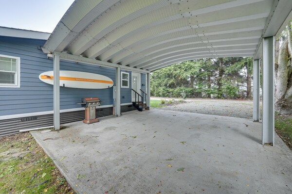 Lakefront Mount Vernon Home W/ Private Dock! - Sedro-Woolley, WA