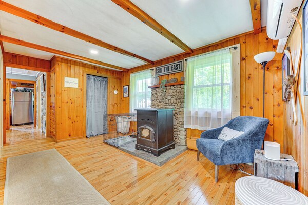 Pet-friendly Wilmington Retreat W/ Hot Tub! - State of New York