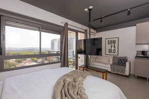 Apartamento Básico | Secretária, Wi-fi grátis 