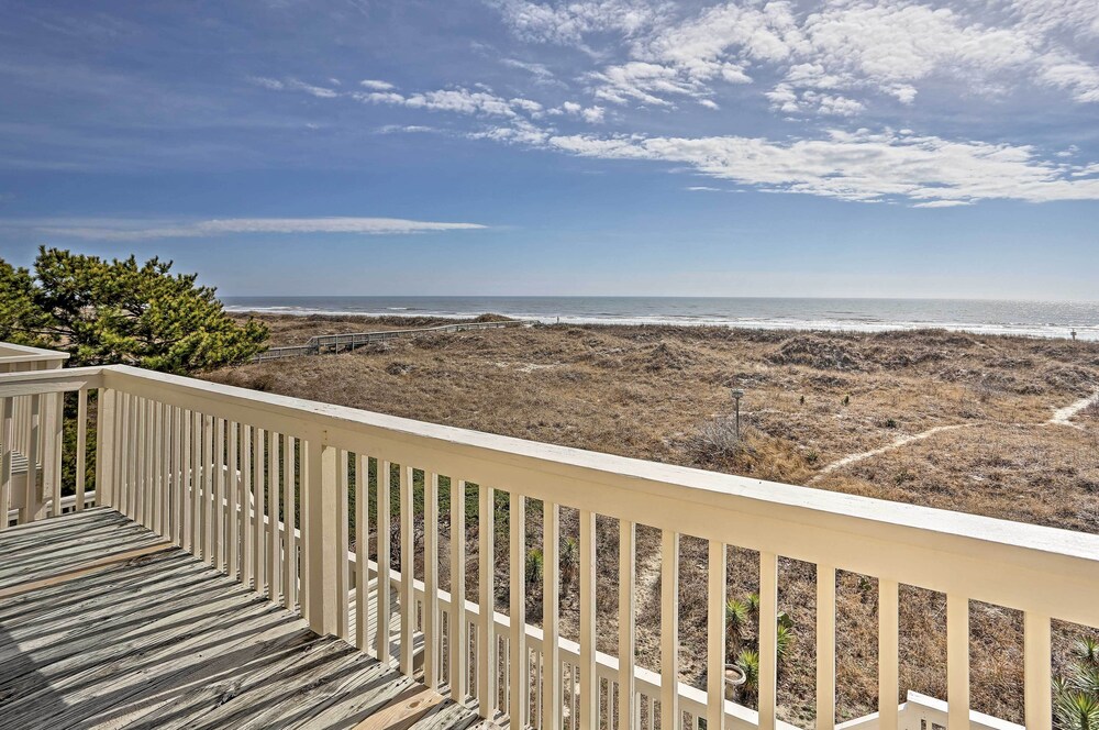 Family-friendly Vacation Home: Steps To Beach! - Sunset Beach, NC