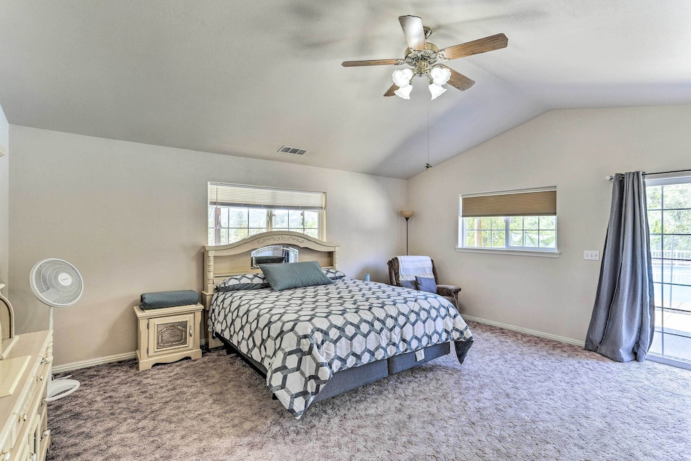 Private Pool & Game Room: Family Weaverville Gem - Weaverville, CA