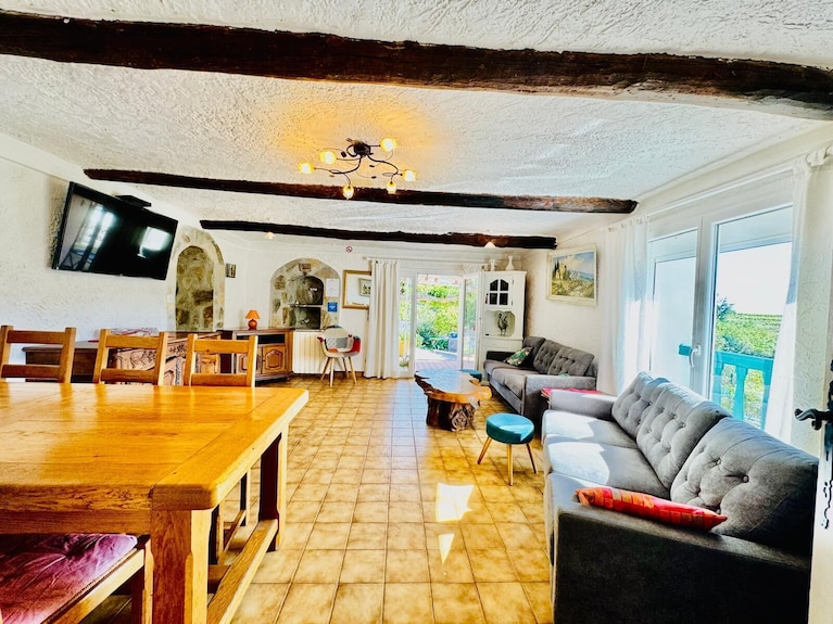 Vrbo Property - Signes