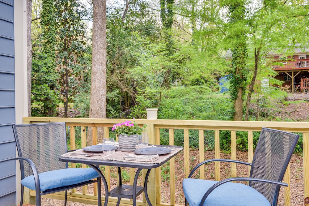 Beautiful Raleigh Cottage Rental: 5 Mi To Downtown - Raleigh, NC