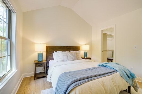 Beautiful Raleigh Cottage Rental: 5 Mi To Downtown - Raleigh, NC