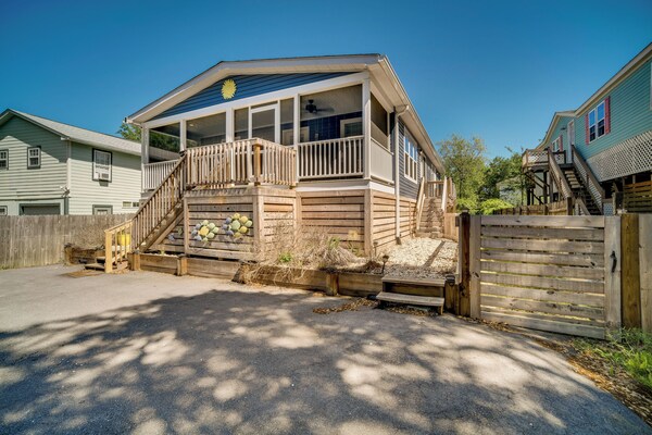 Charleston Home W/ Porch - 3 Mi To Folly Beach! - Charleston, SC