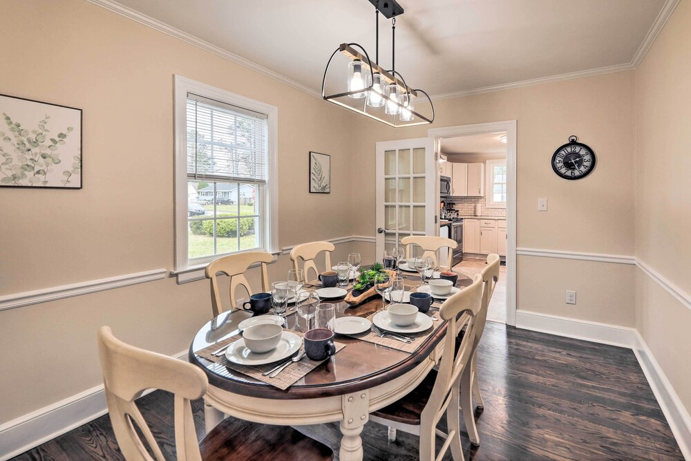New Bern Retreat W/ Fire Pit ~ 1 Mi To Dtwn! - New Bern, NC