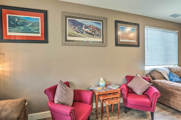 Air Racing Decor, Hot Tub: Sparks Home! - Sparks, NV