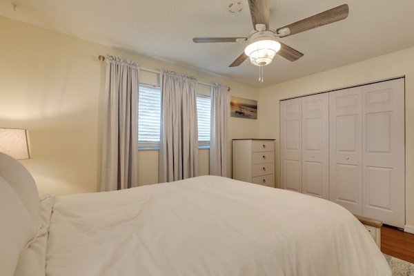 Calming Getaway: 9 Mi To Clearwater Beach! - Clearwater, FL