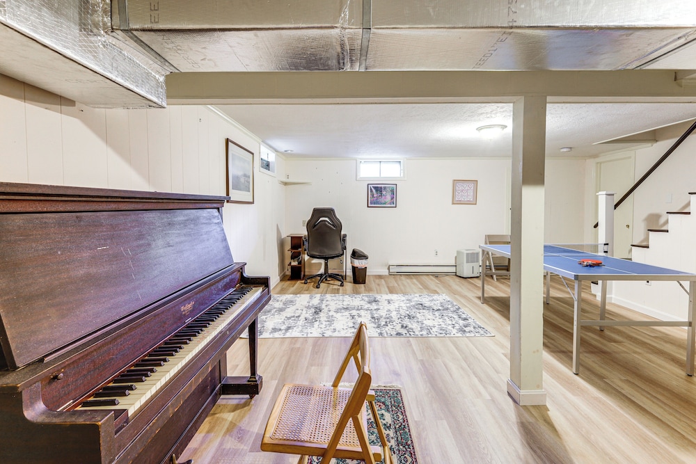 Centerville Escape W/ Pool ~ 3 Mi To Beach! - Sandwich, MA