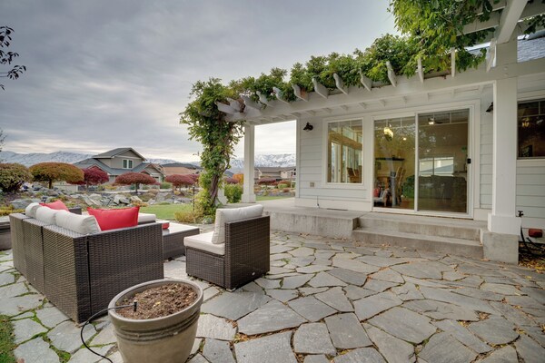 Family Home On Lake Chelan With Mtn + Lake View! - Lake Chelan State Park, Chelan
