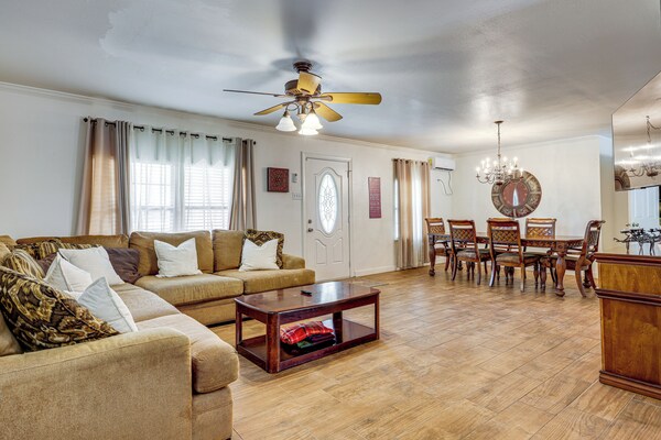 Charming Lake Retreat W/ Patio & Boat Parking! - Canyon Lake, TX