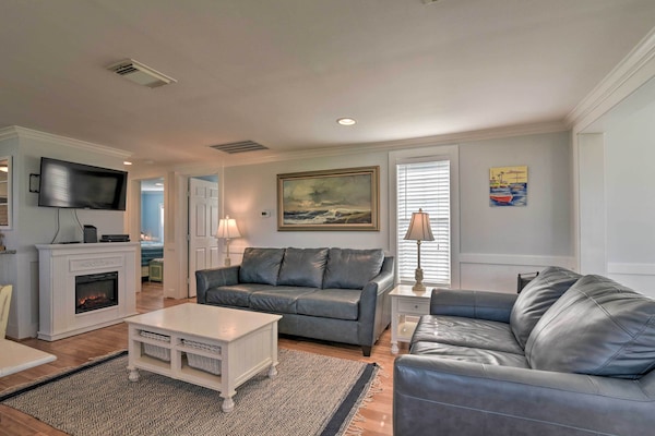 Steps To Beach! 'Surf Cottage' In Galveston - Galveston