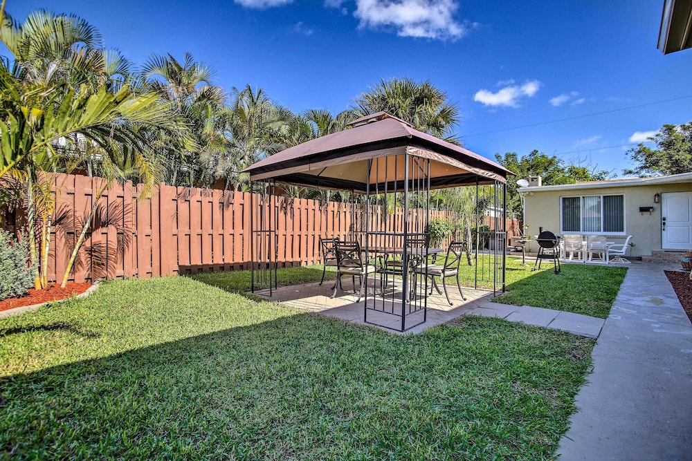 Ideally Located Abode W/ Gazebo In Pompano Beach! - Pompano Beach, FL