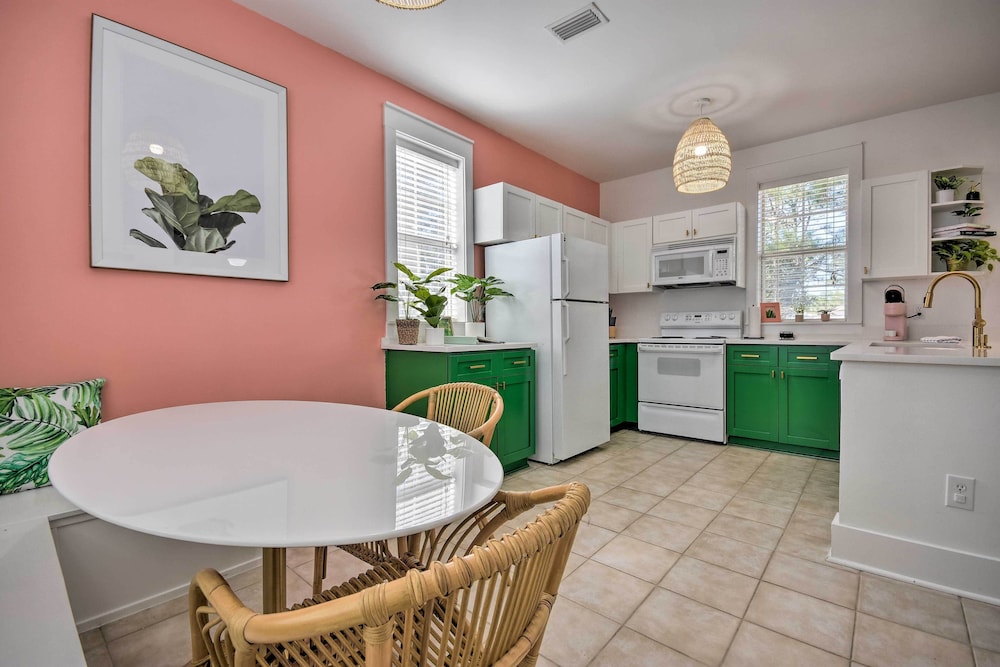 Beverly Bungalow; Easy Walk To Seagrove Beach - Seaside