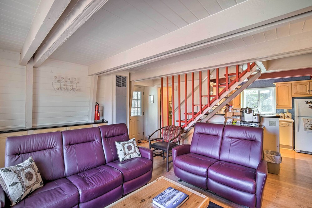 5 Mi To Snow Summit: Cabin W/ Deck & Fireplace - Big Bear, CA