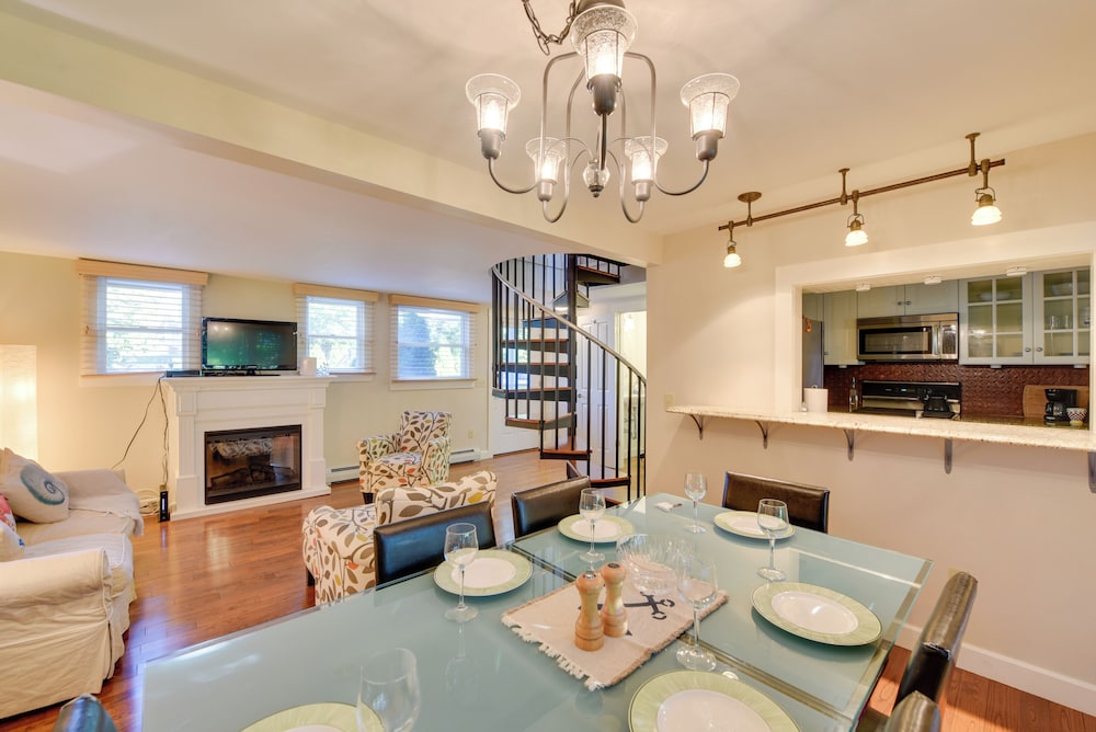 Provincetown Condo: Half Mi To Historic District! - Provincetown, MA