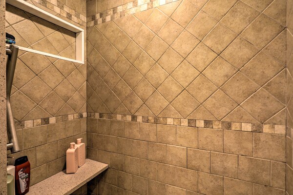 Football Fans Lake Retreat - 5 Mins To Gillette! - Foxborough, MA