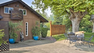 Casa (2 Bedrooms) | Opções para refeição ao ar livre