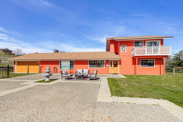 Pleasant Valley Wine Trail Home - Near Paso Robles - San Miguel, CA