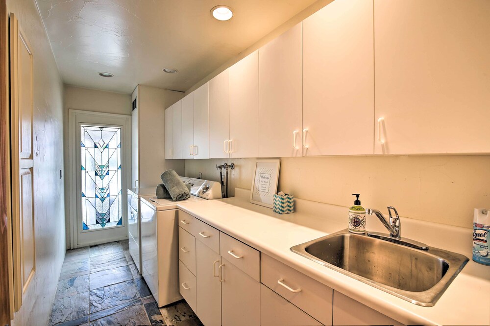 Indio Escape W/ Fire Pit & Resort Amenities! - Indio, CA