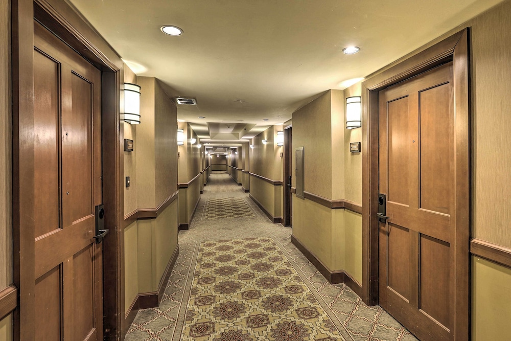 6 Mi To Lake Tahoe: Everline Resort Retreat! - Tahoe City, CA