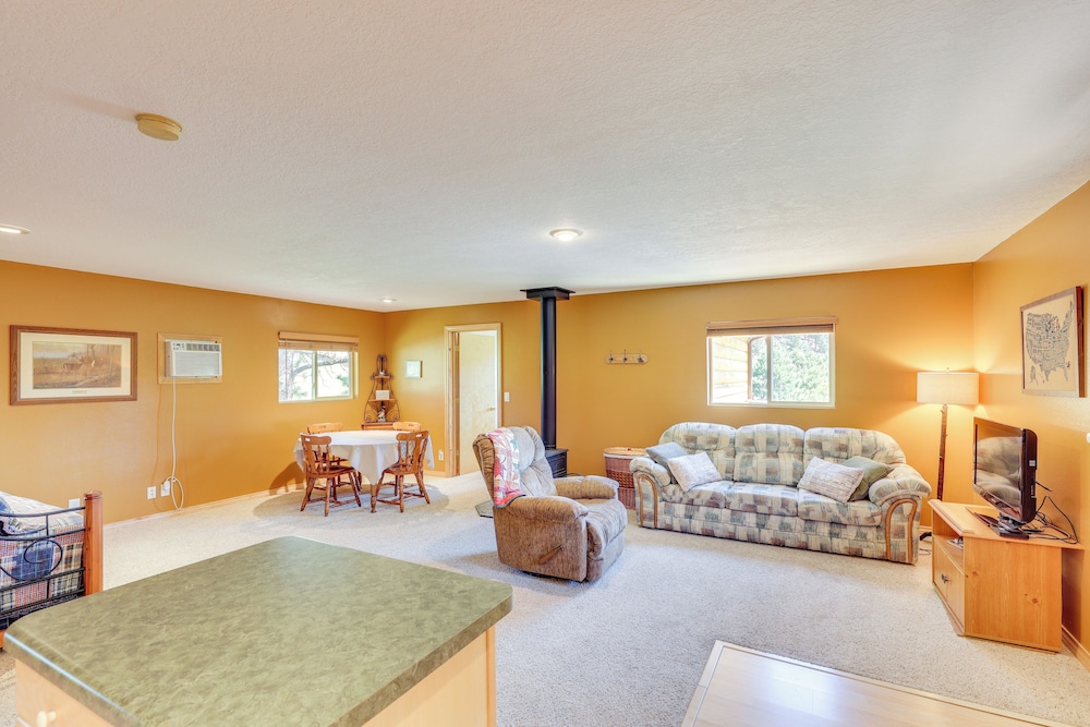 Rapid City Cabin W/ Hiking & Atv Trail Access - South Dakota