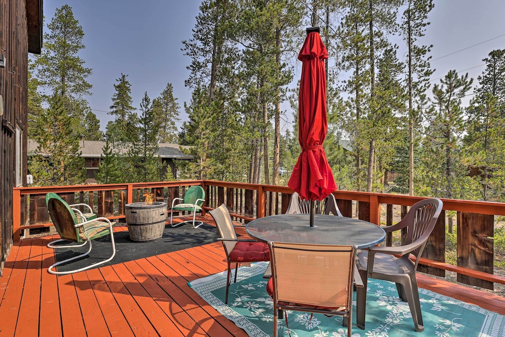Walk To Town: Updated Frisco Cabin W/ 2 Decks! - Copper Mountain, CO