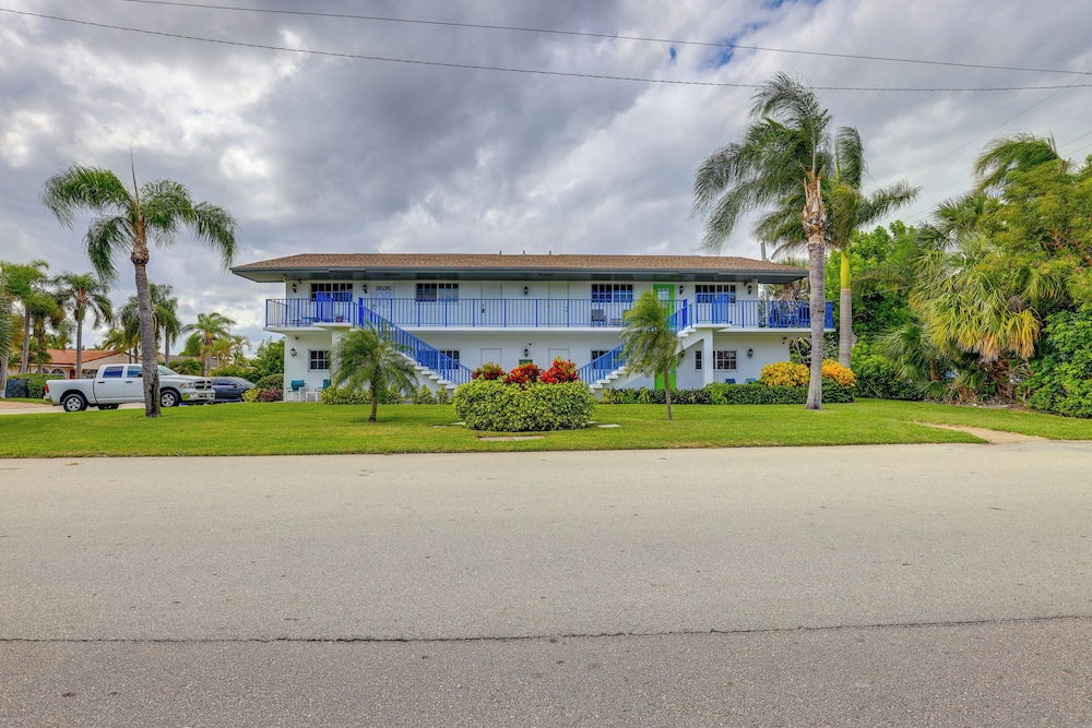 Cozy Singer Island Condo: Walk To Beach & Marina! - Riviera Beach, FL