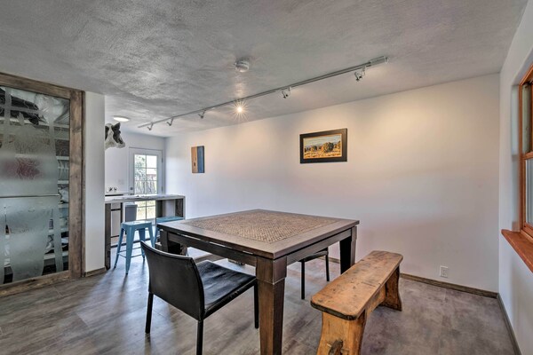 Chic Studio W/ Grill - 25 Mins To Taos Ski Valley! - Taos Ski Valley, NM