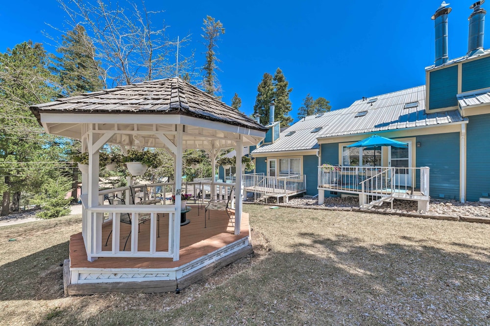 Eclectic Home W/ Deck: 4 Miles To Ski Cloudcroft! - Cloudcroft, NM