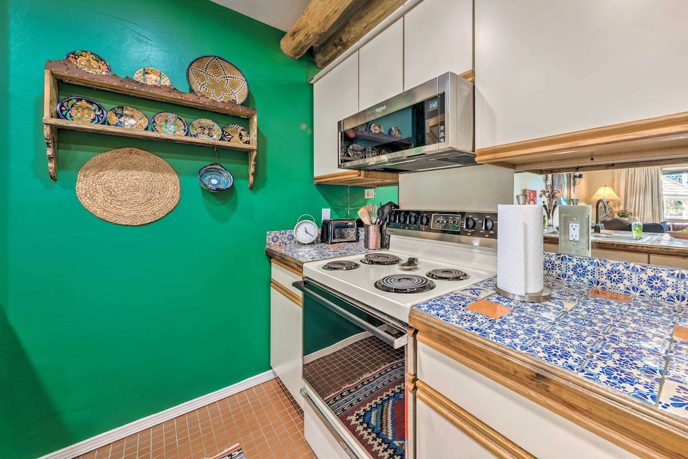 Eclectic Home W/ Deck: 4 Miles To Ski Cloudcroft! - Cloudcroft, NM