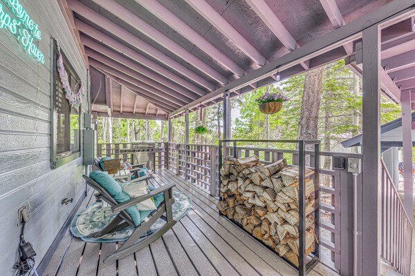 Quaint Cloudcroft Cabin W/ Stunning Forest Views! - Cloudcroft, NM