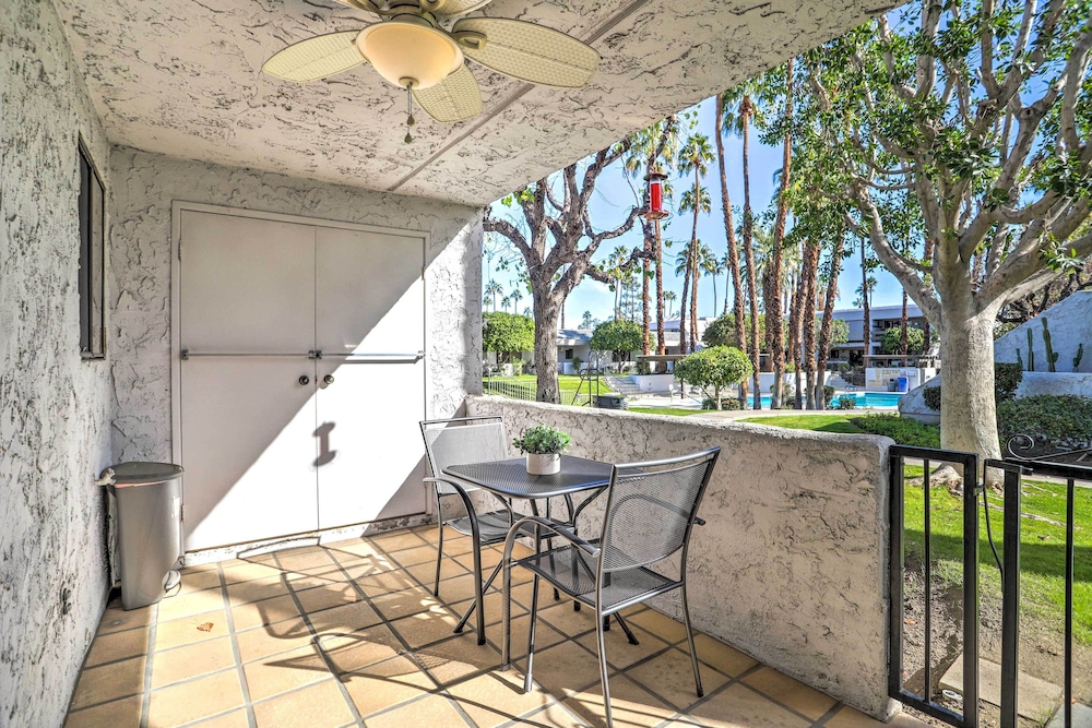 サニー パームスプリングス バケーションレンタル ウィズ ヒーテッドプール! - パーム・スプリングス, CA