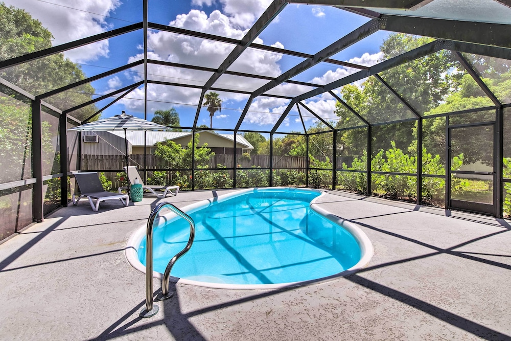 Bright Sebastian Home W/ Pool ~ 7 Mi To Beach! - Sebastián, FL