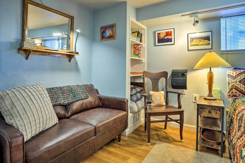 3 Mi To Dtwn: Convenient Denver Apt - Denver, CO