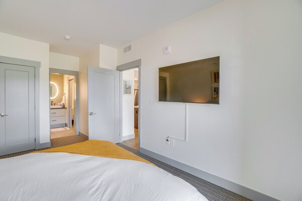 Modern Winter Park Condo W/ Community Hot Tub! - Fraser, CO