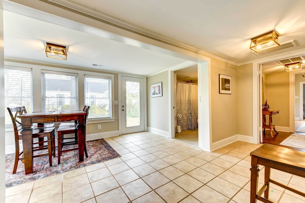 Adorable Charlotte Vacation Rental In Noda! - Charlotte