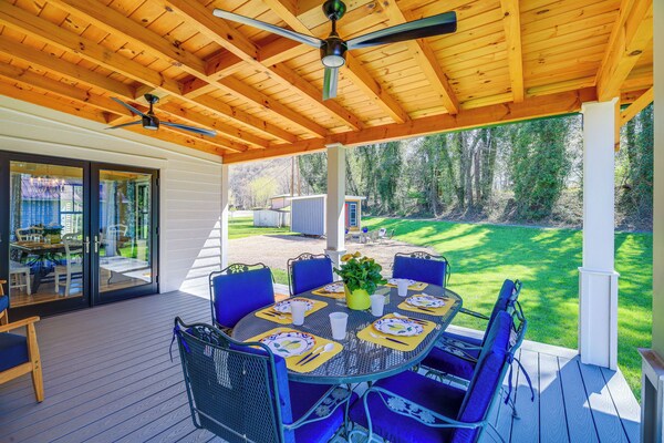 Stunning Damascus Vacation Rental W/ Fire Pit! - Virginia