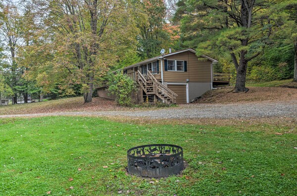 Great Valley Home W/ On-site Pond, 7 Mi To Skiing! - Salamanca, NY