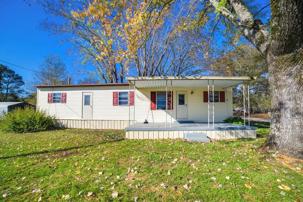 Waterloo Home: Walk To Pickwick Lake Fishing Pier! - Alabama